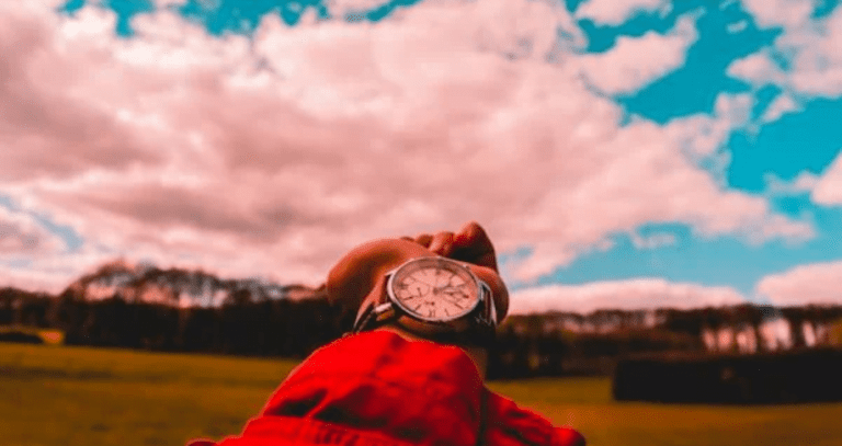 11 Ways to Say “Please Take Your Time” in a Formal Email