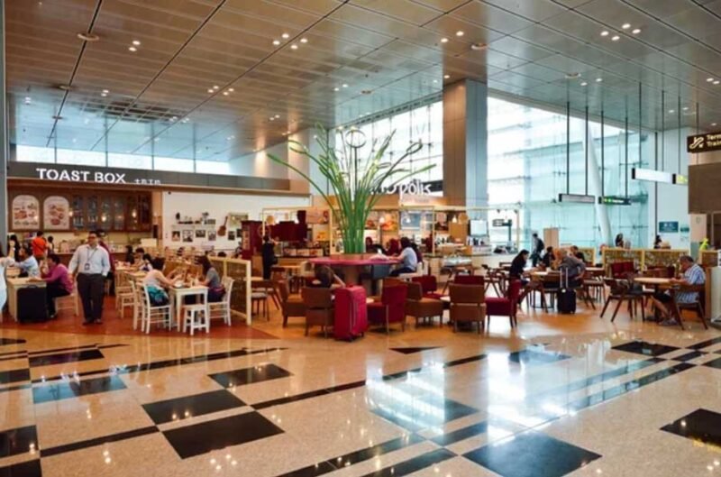 Must-Try Restaurants at Changi Airport for Food Lovers - EnglishSumup