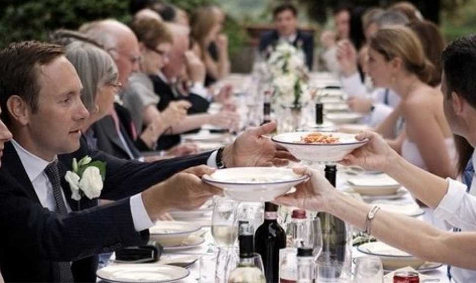 The Difference Between Buffet, Plated, and Family-Style Catering - EnglishSumup